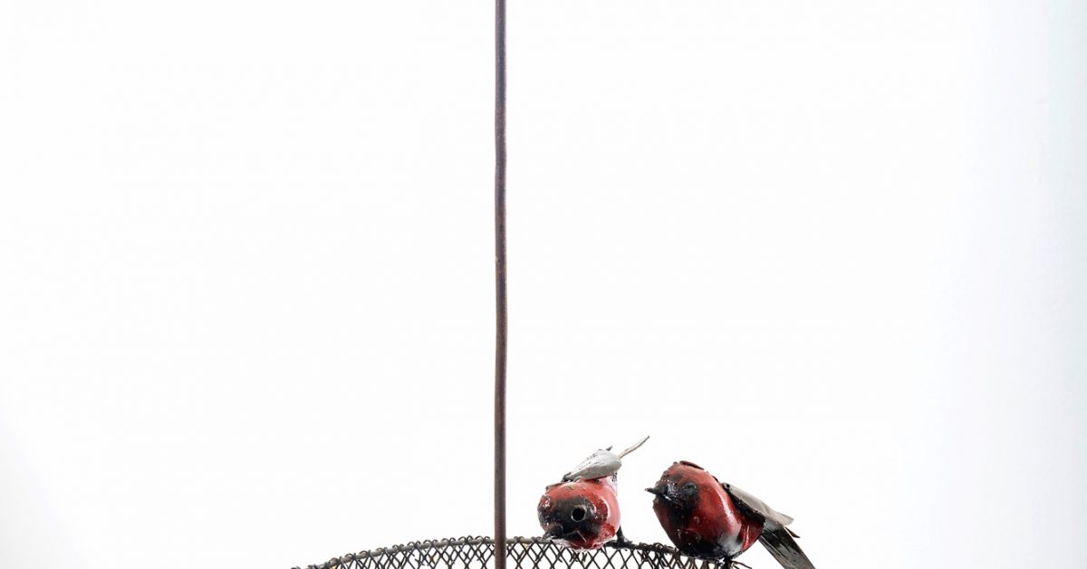 ZIMBA-ARTS METAL MESH ROBIN BIRDFEEDER HANGING - ART